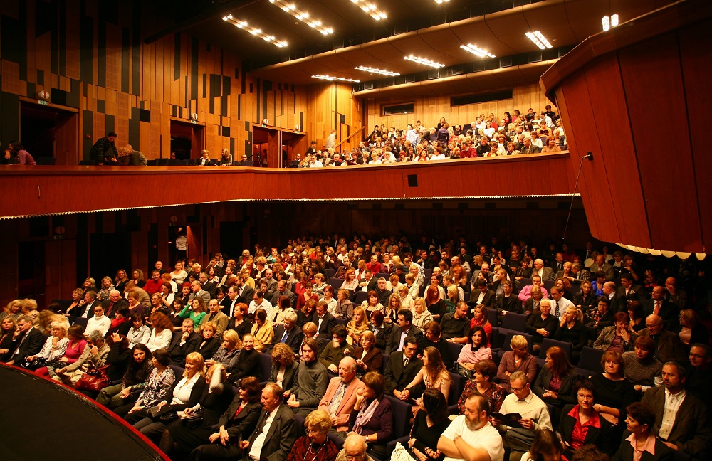 Bratislavské mestské divadlo začne novú sezónu vystúpením súborov Šlask ...