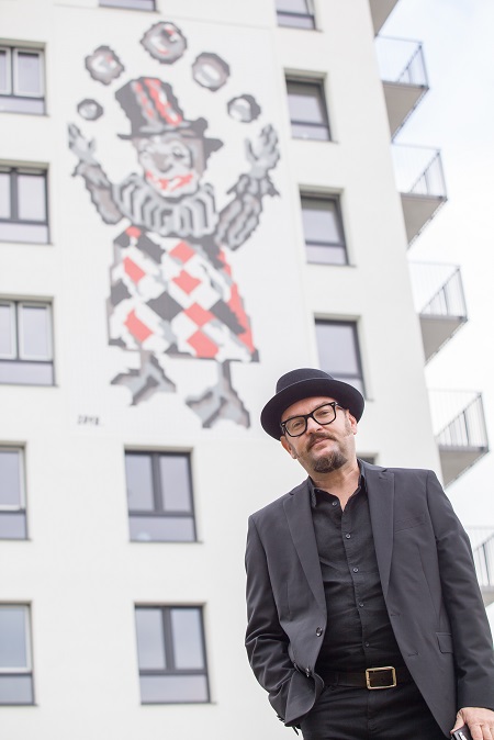 Dúbravka: Dušu novému bývaniu vdýchli mozaiky od popredných slovenských ...